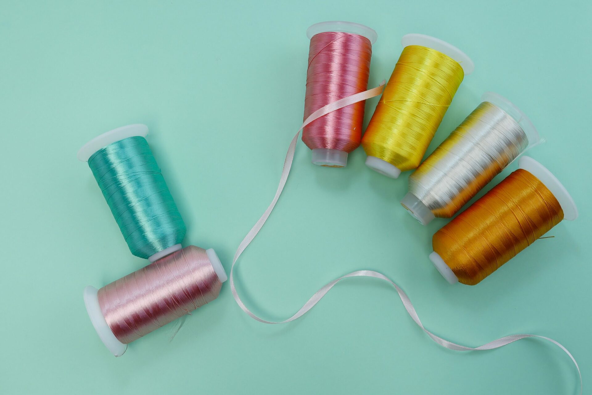 What Machine Embroidery Thread Should I Buy And Use - Candle Thread USA ...